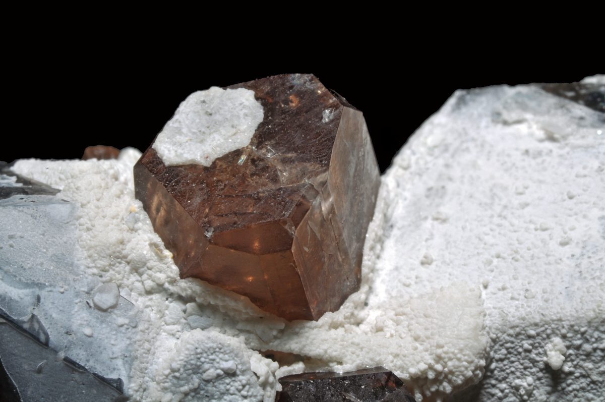 How to Identify Topaz | Properties, Meaning & Uses
